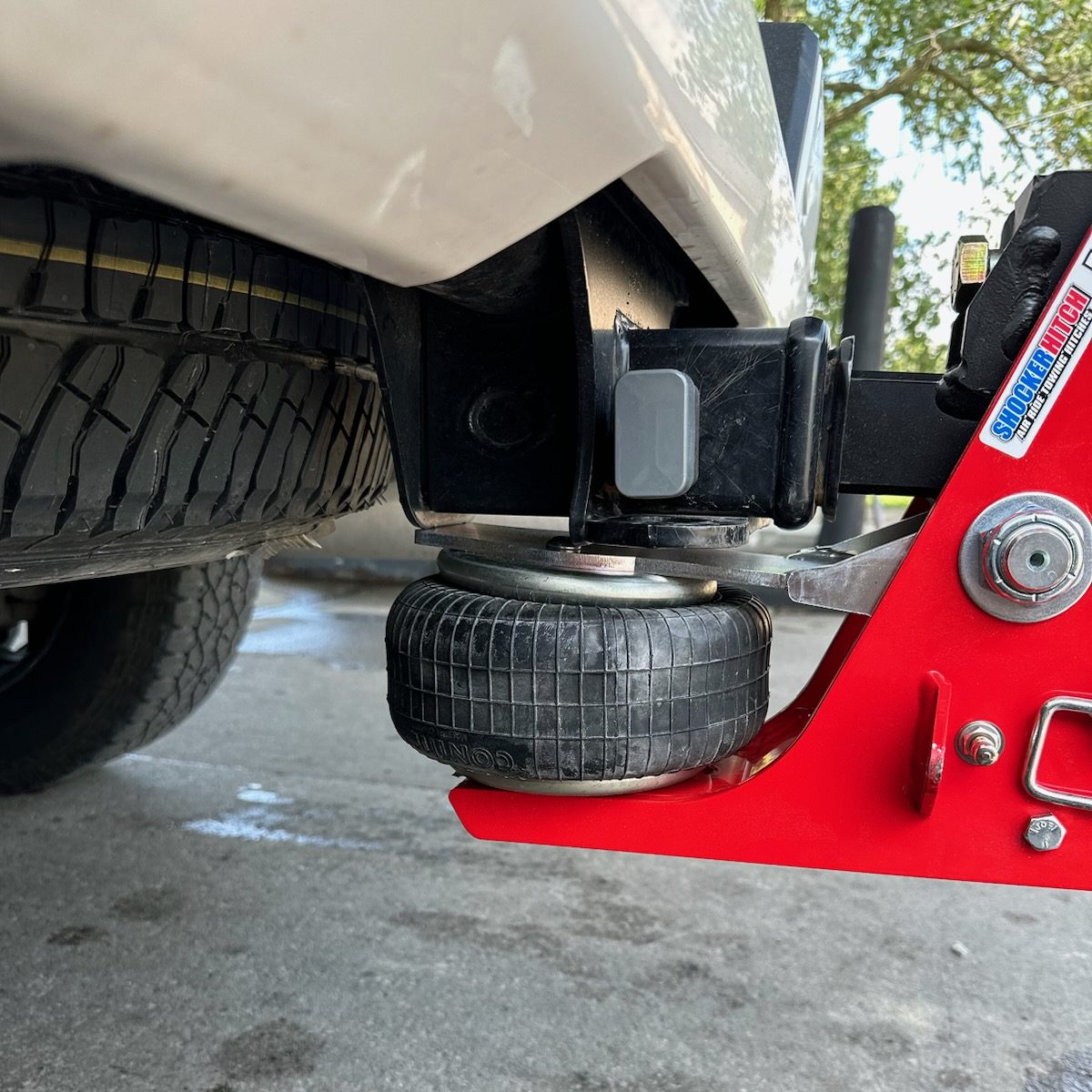 Shocker Air Hitch with Combo Ball Mount (2″ & 2-5/16″ Balls)