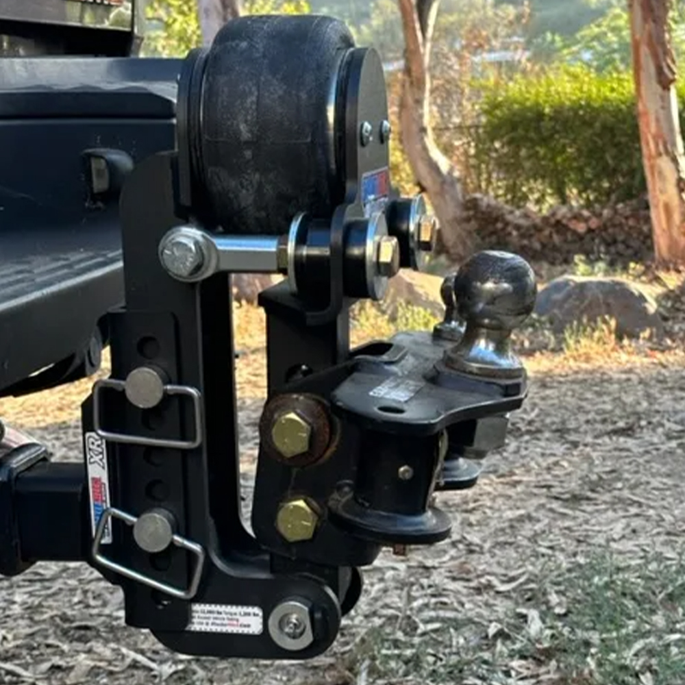 Shocker Air Equalizer & Chain Style WD Hitch with Sway Control Arm Kit