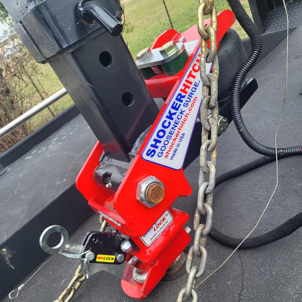 Shocker Gooseneck Air Hitch & Coupler for Kaufman Gooseneck Trailers